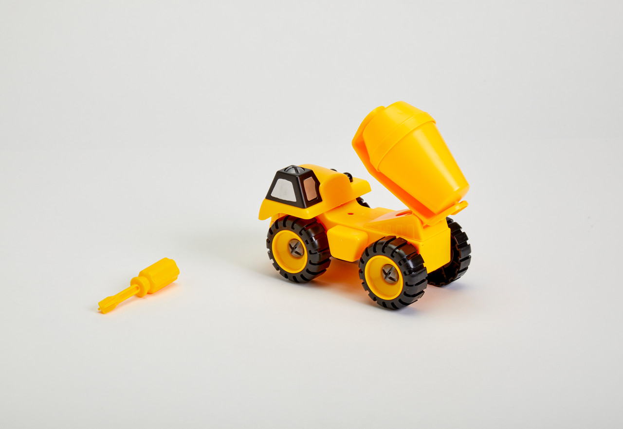DIY Yellow Truck Assembly - Cement Mixer